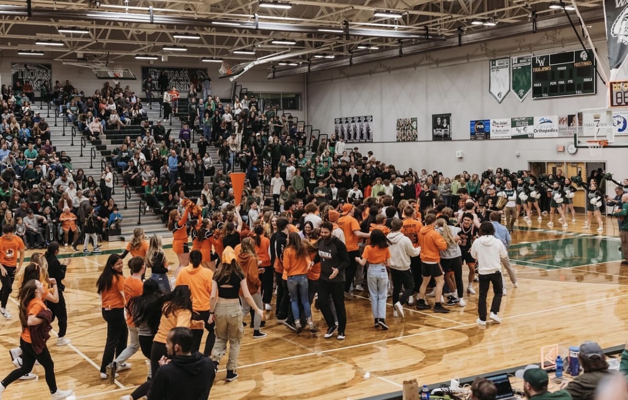 Student Section Buzz – The Student Section Report